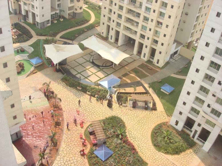 Rustomjee Ozone Apartment in Goregaon | 2.5 BHK | on Sale
